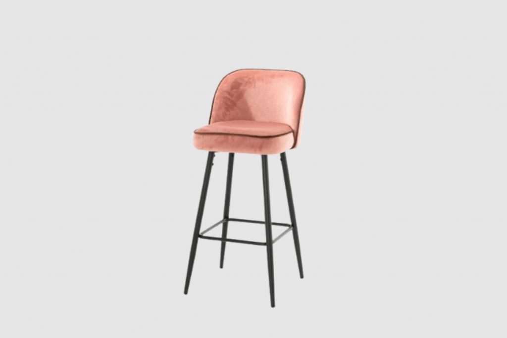 Coral pink velvet stool • TotHosteleria